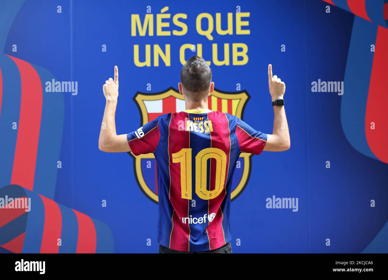 Leo messi farewell hi-res stock photography and images - Alamy