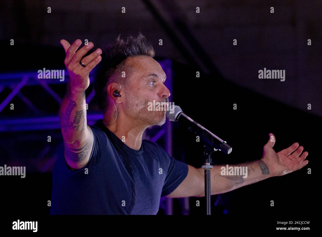 The Italian singer Nek Filippo Neviani, on the stage of the Sammichele ...