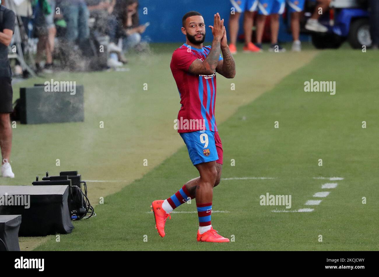 Memphis Depay during the presentation of the FC Barcelona squad for the ...