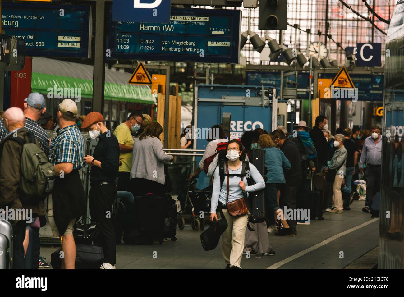 Gdl union calls hi-res stock photography and images - Alamy