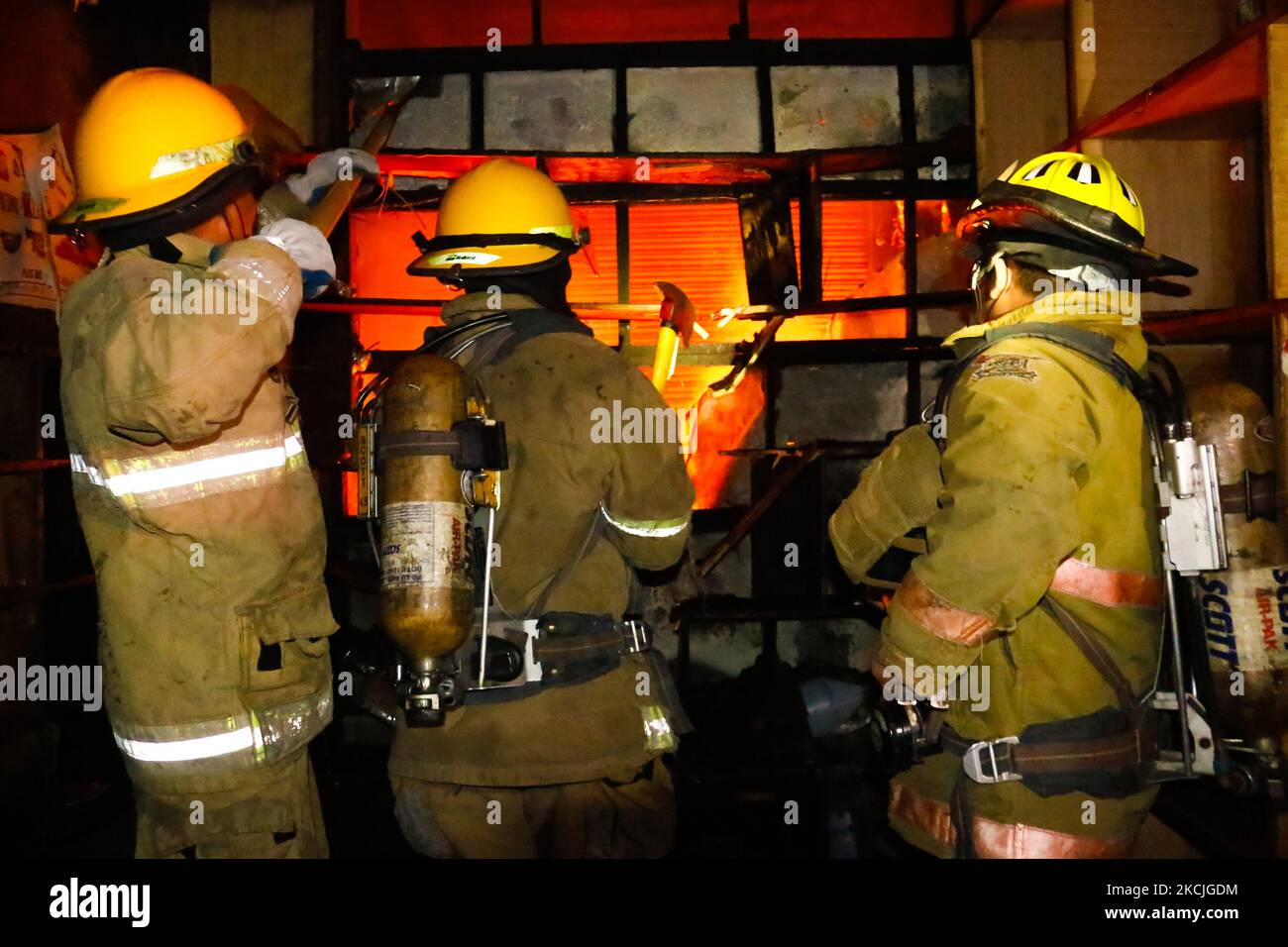 Fire volunteers responded on a 3rd alarm fire hits in public market of ...