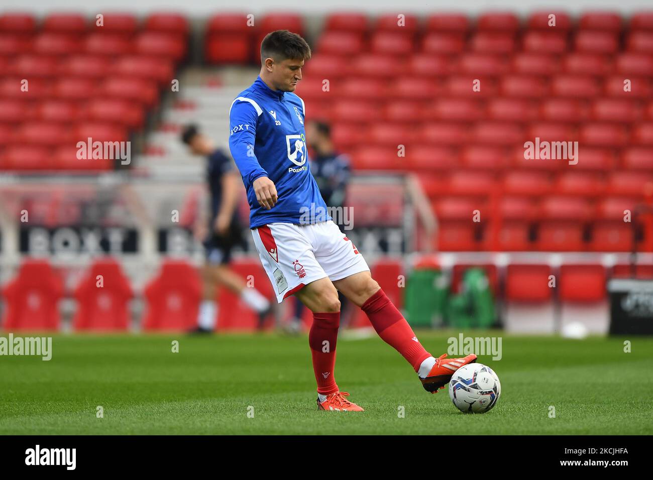 Joe Lolley of Nottingham Forest warms up ahead of kick-off during the ...