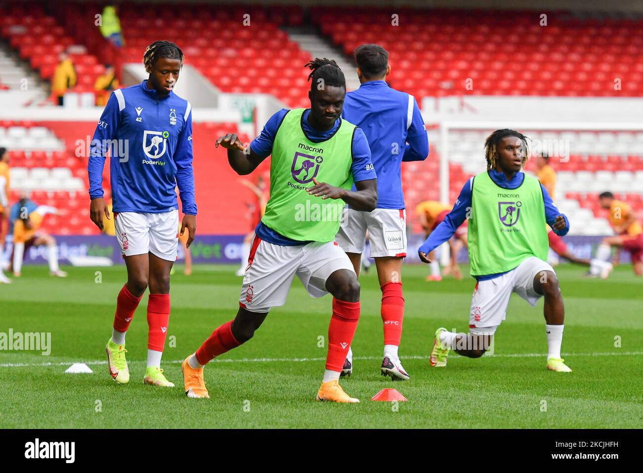 Baba Fernandes of Nottingham Forest warms up ahead of kick-off during ...