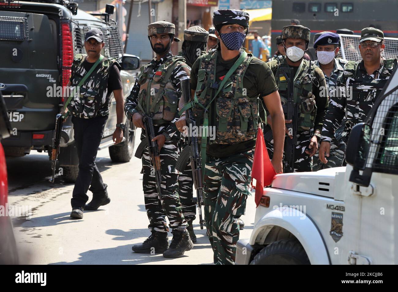 Injured military personnel hi-res stock photography and images - Alamy