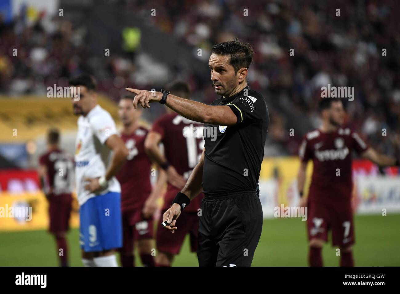 Referee sebastian coltescu hi-res stock photography and images - Alamy