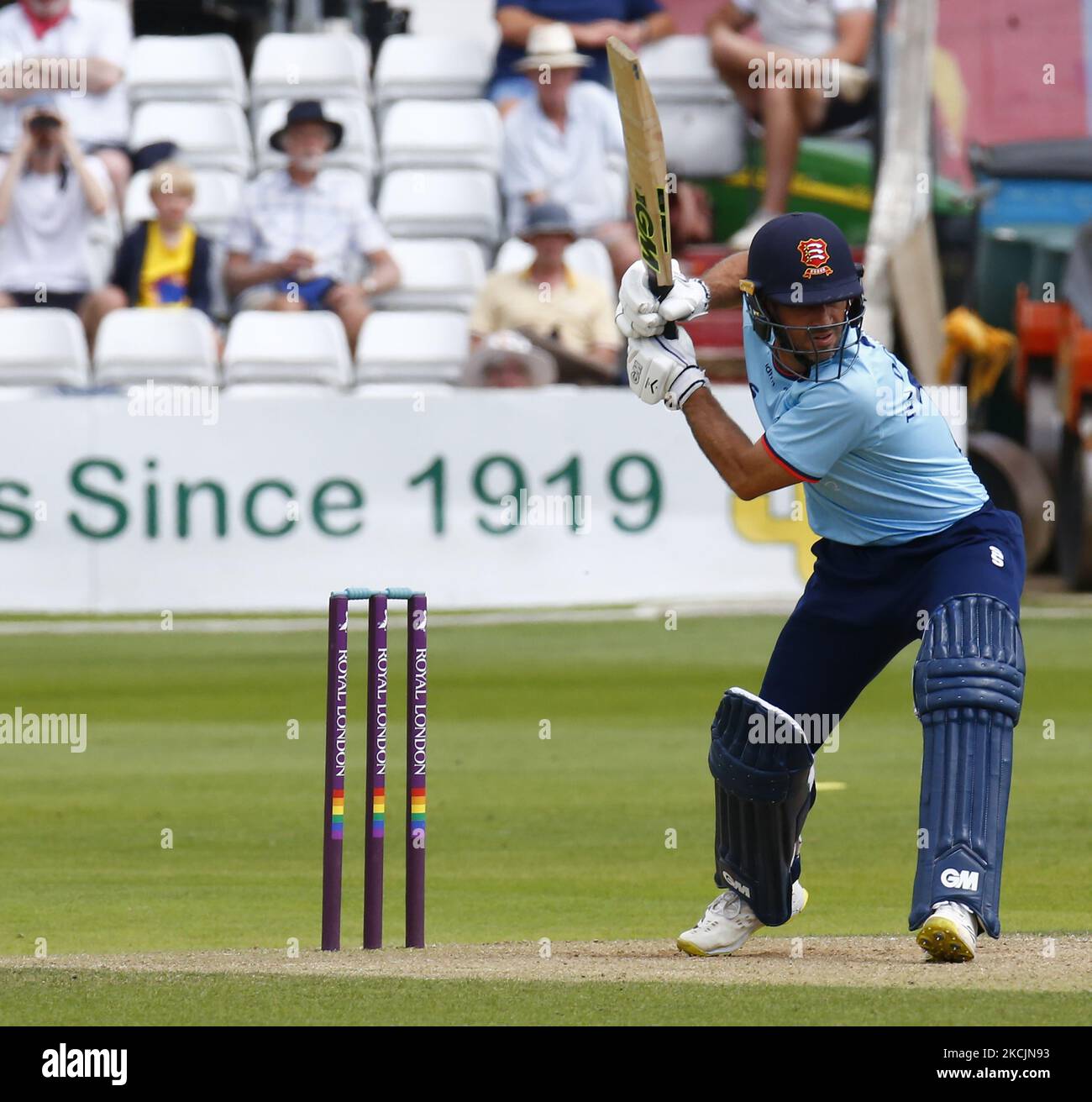 Essex's Ryan ten Doeschate during Royal London One-Day Cup Quarter ...