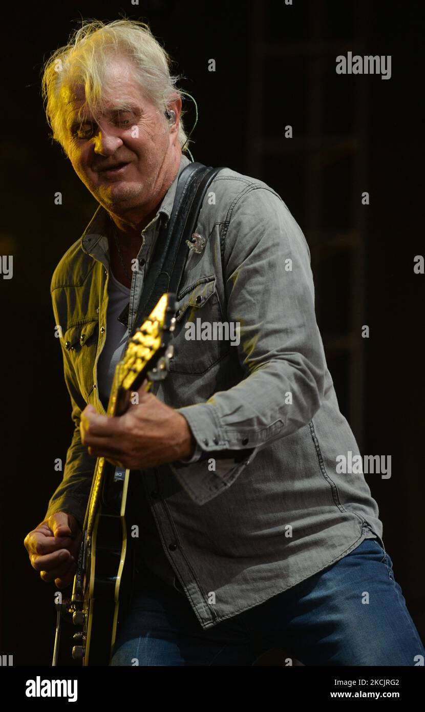 Historic racetrack infield hi-res stock photography and images - Alamy