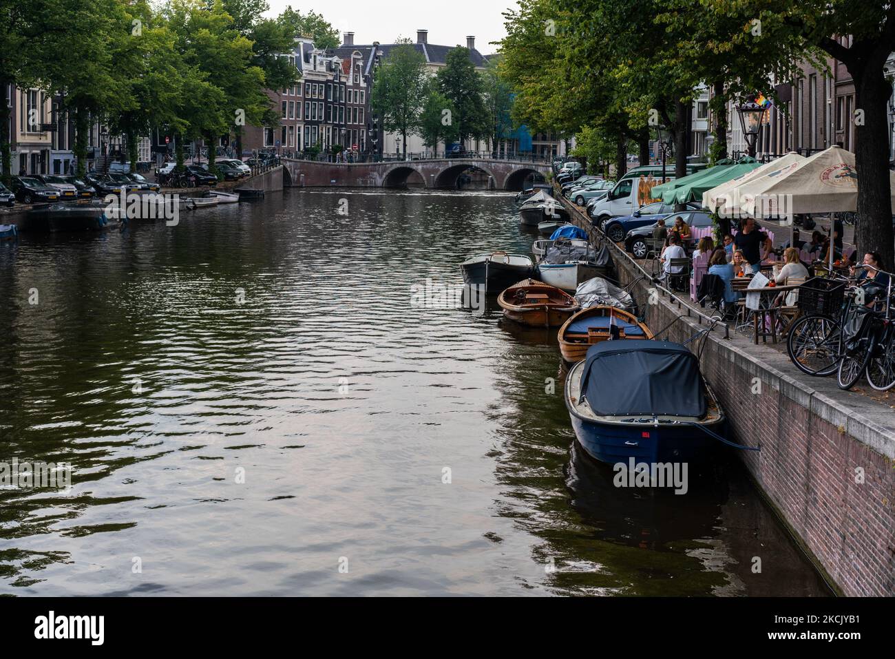 Concentric belts hi-res stock photography and images - Alamy