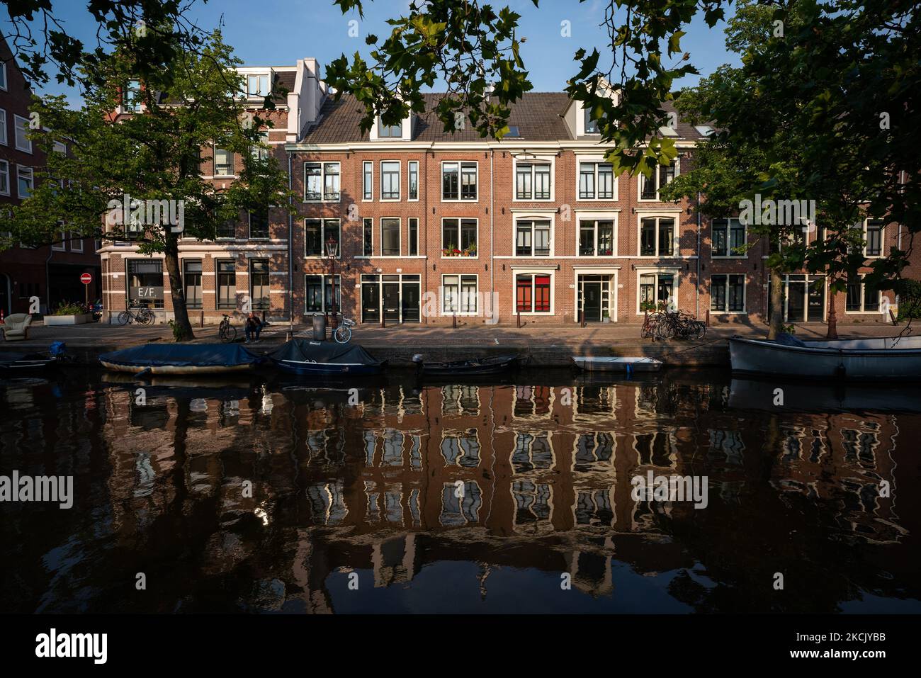 Concentric belts hi-res stock photography and images - Alamy