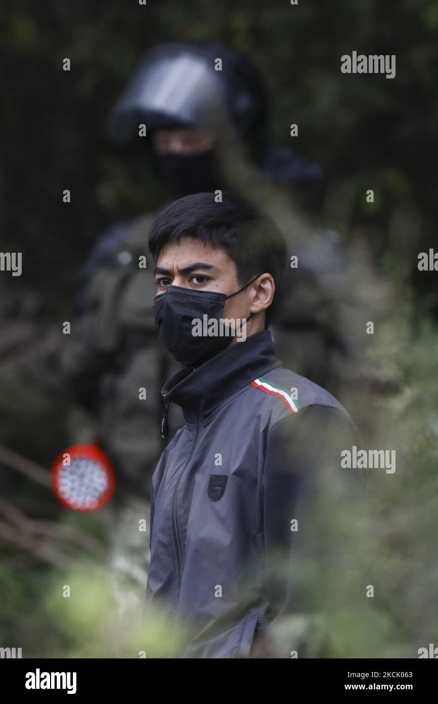 Belarusian border guard hi-res stock photography and images - Alamy