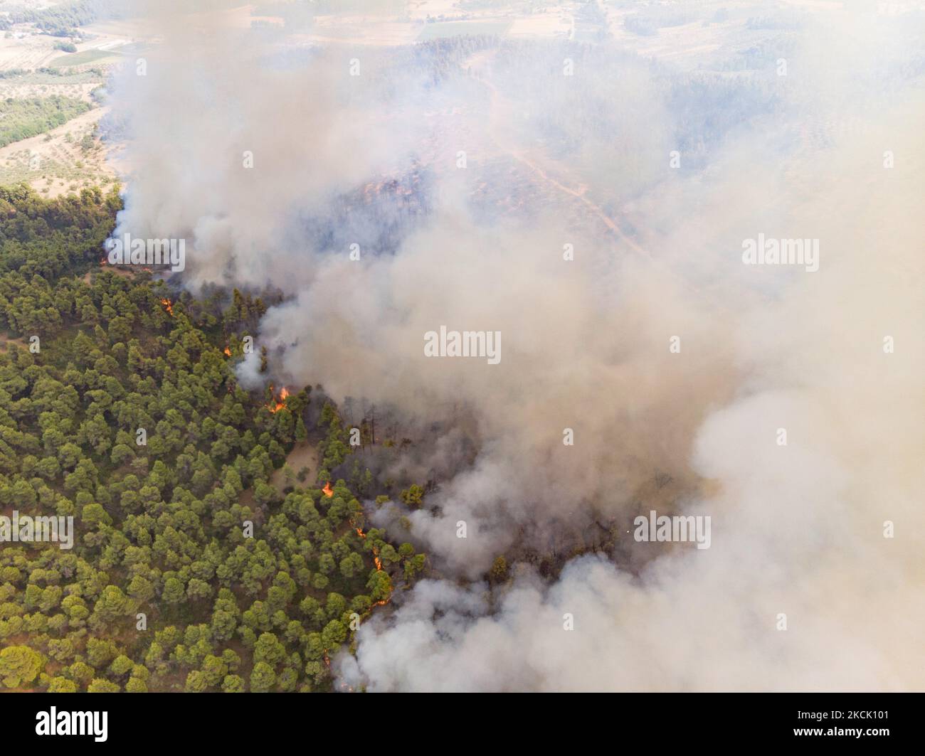 Fire fighting drone hi-res stock photography and images - Alamy