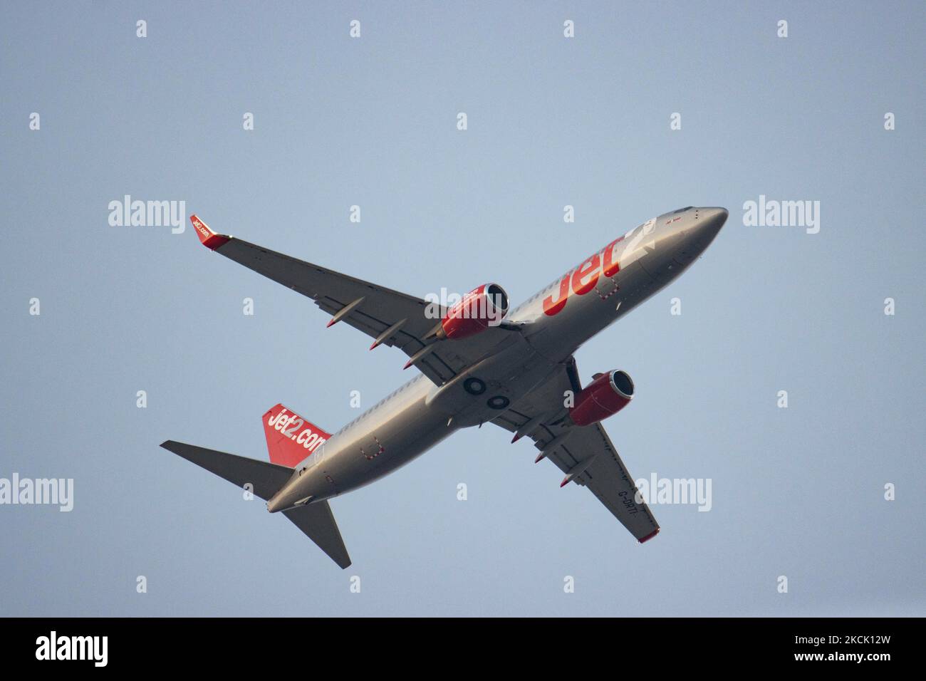 Jet2 holidays logo hi-res stock photography and images - Alamy