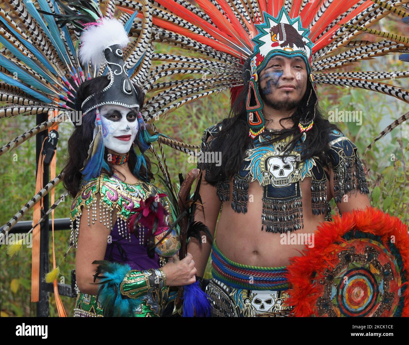 Day of the dead gravesites mexico hi-res stock photography and images ...