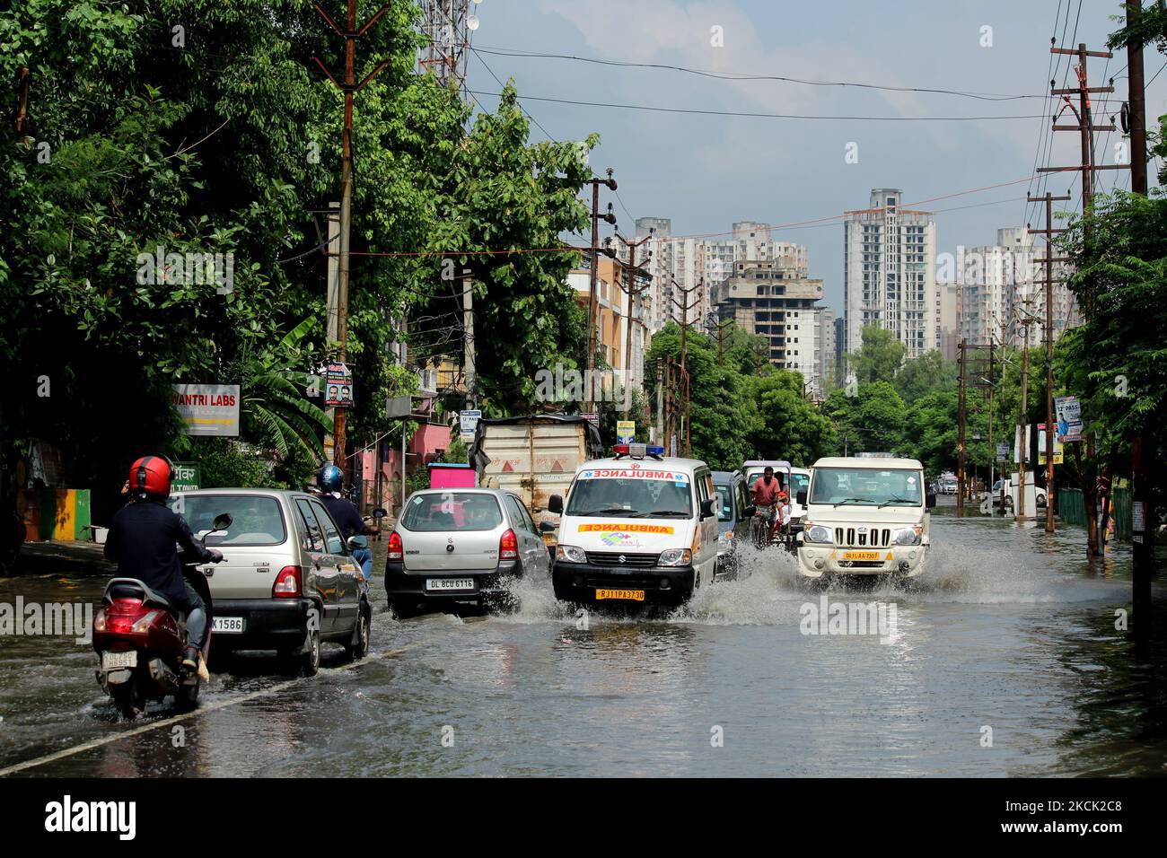 Flooded city india hi-res stock photography and images - Alamy