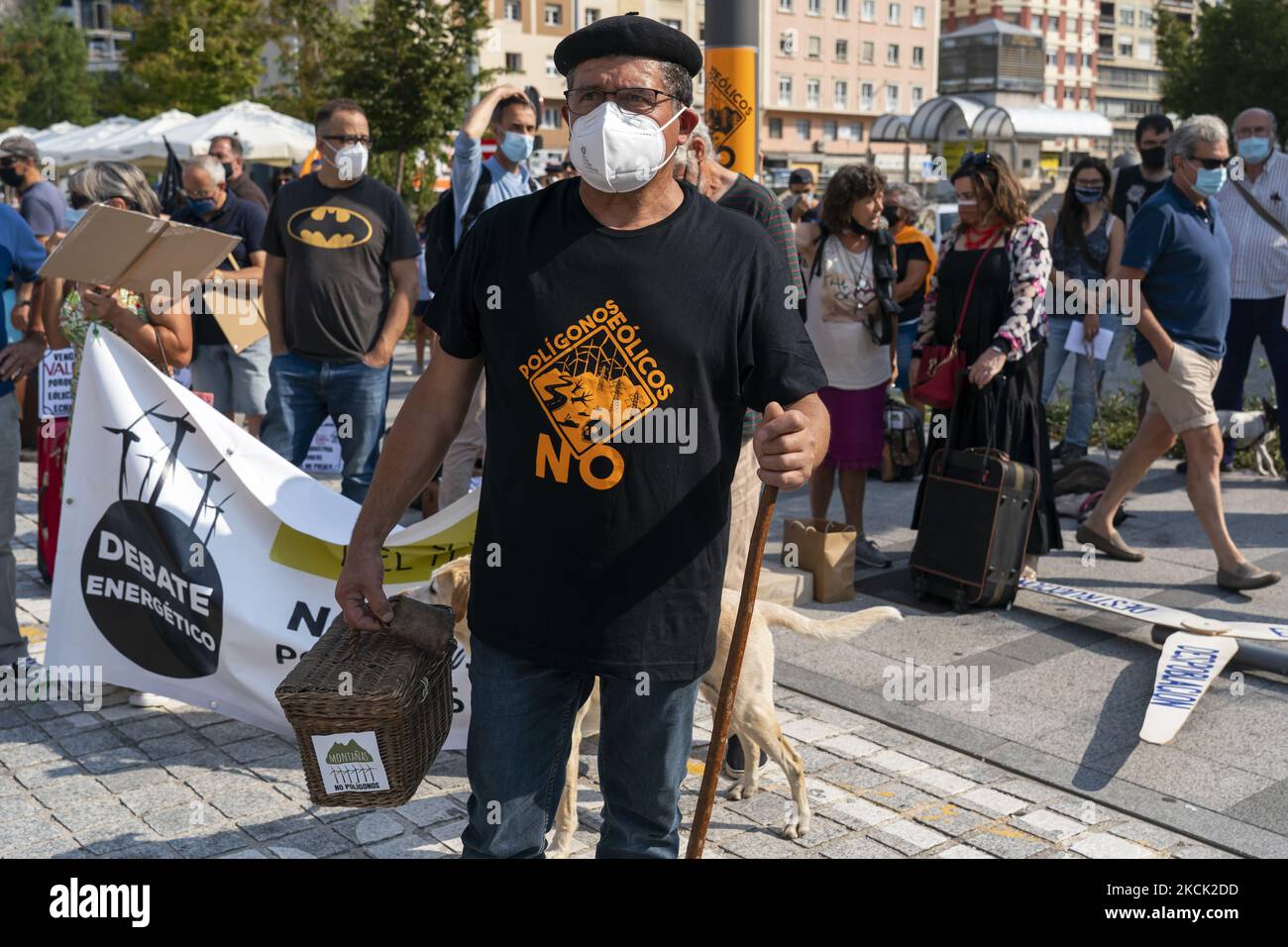 "No wind farms" slogan on the shirt of one of the protesters in the ...