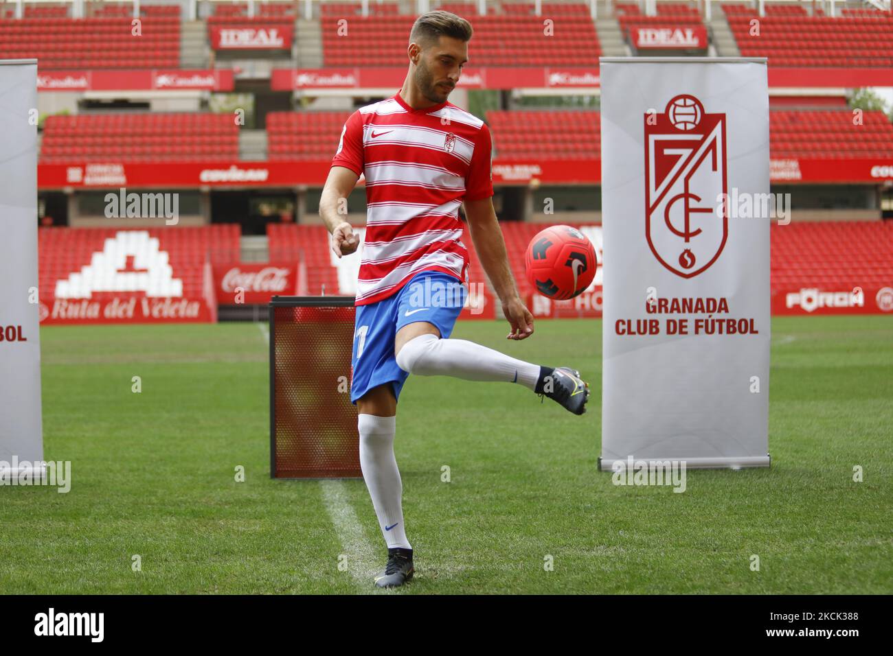 Ruben rochina presentation hi-res stock photography and images - Alamy