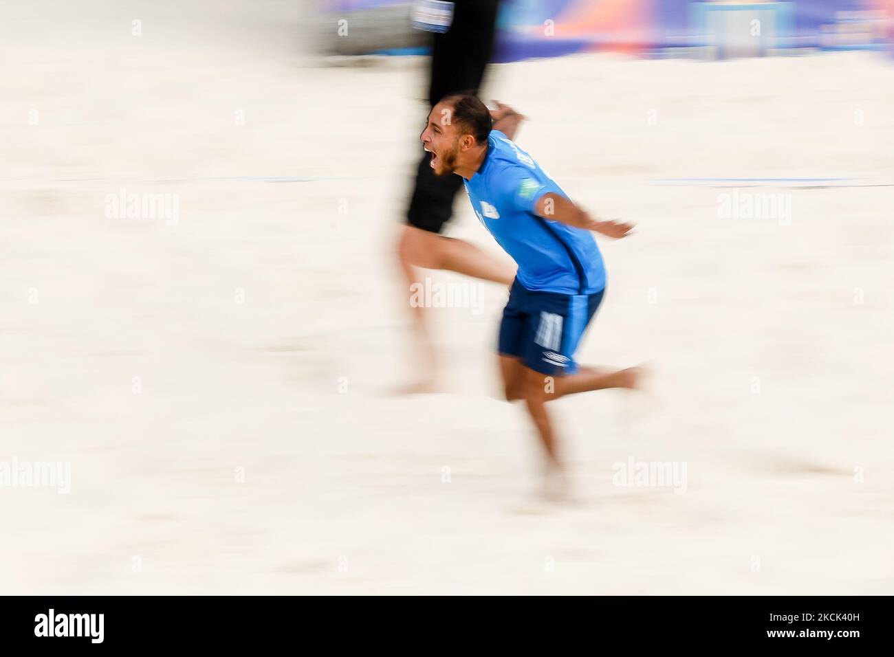Frank velasquez hi-res stock photography and images - Alamy