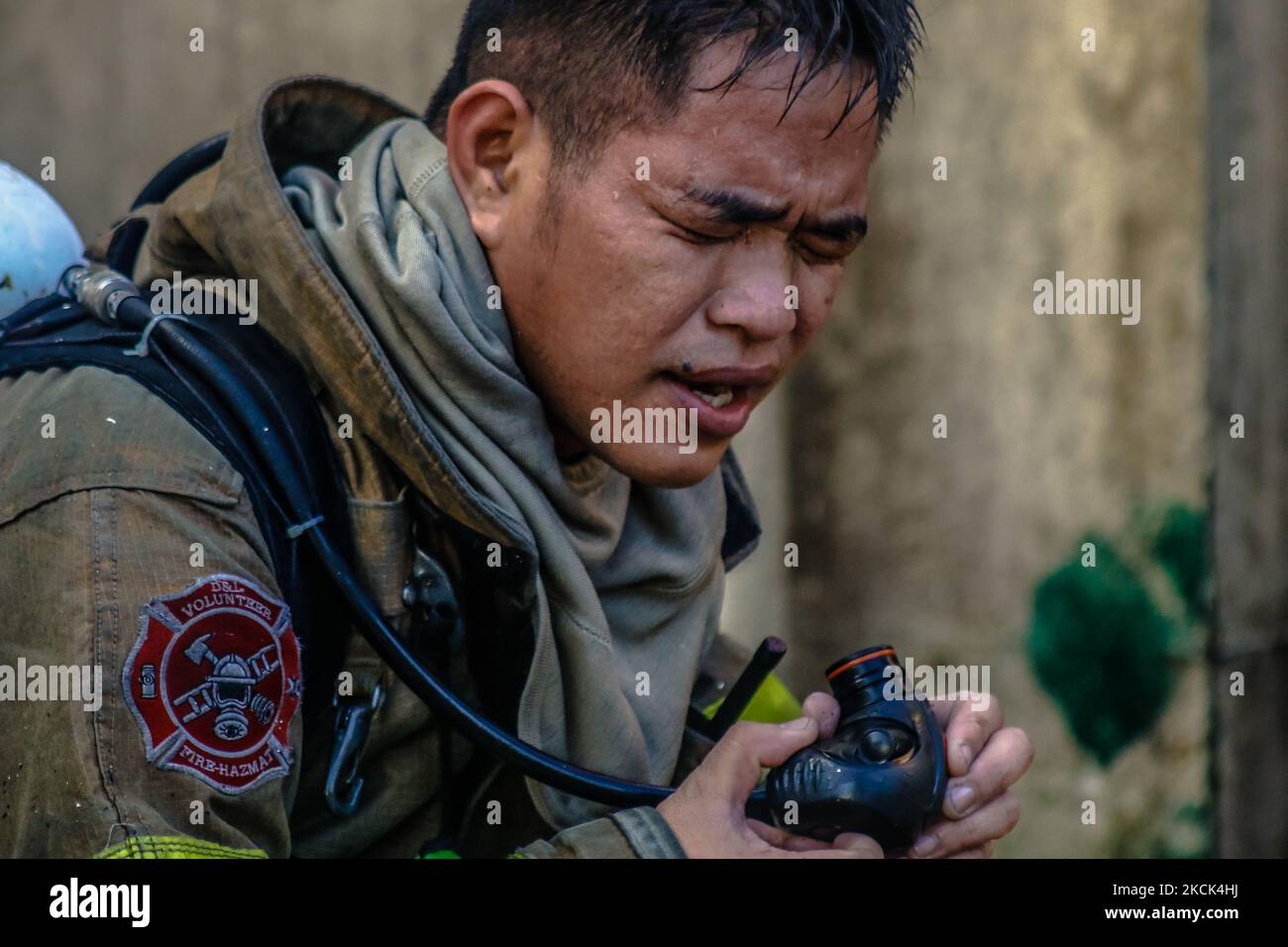 Fire responders in various cities responds on a 4th alarm fire hits in ...