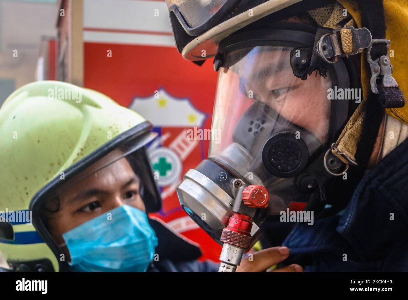 Fire responders in various cities responds on a 4th alarm fire hits in ...