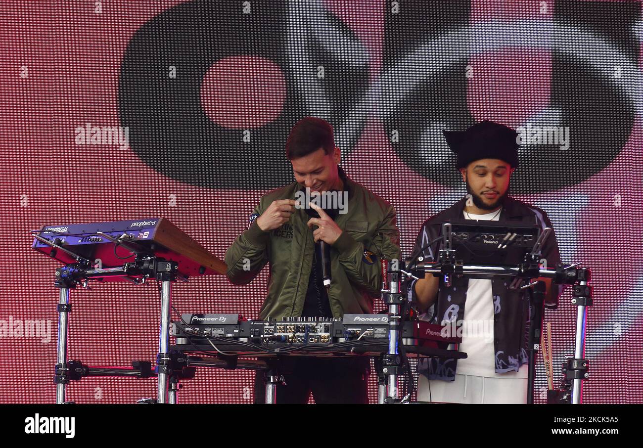 Joel corry jax jones hi-res stock photography and images - Alamy