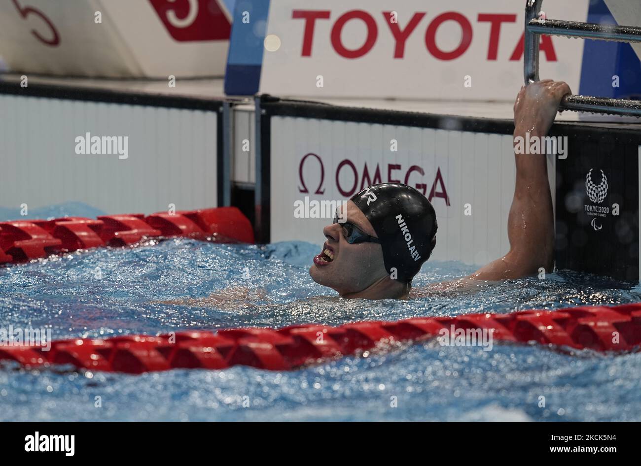 Russia winning silver hi-res stock photography and images - Alamy