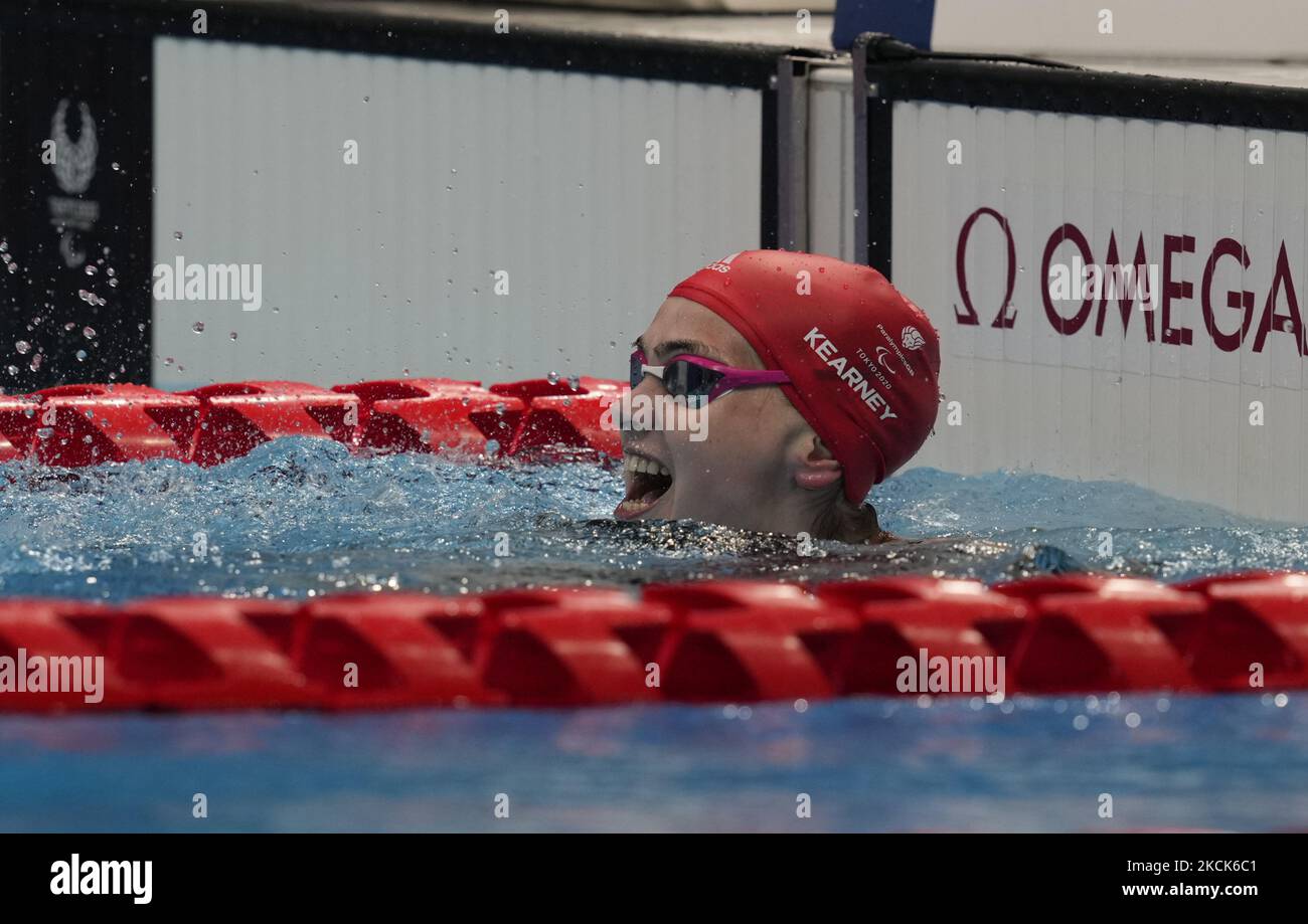 Tully Kearney from Great Britain winning gold and setting a new world ...