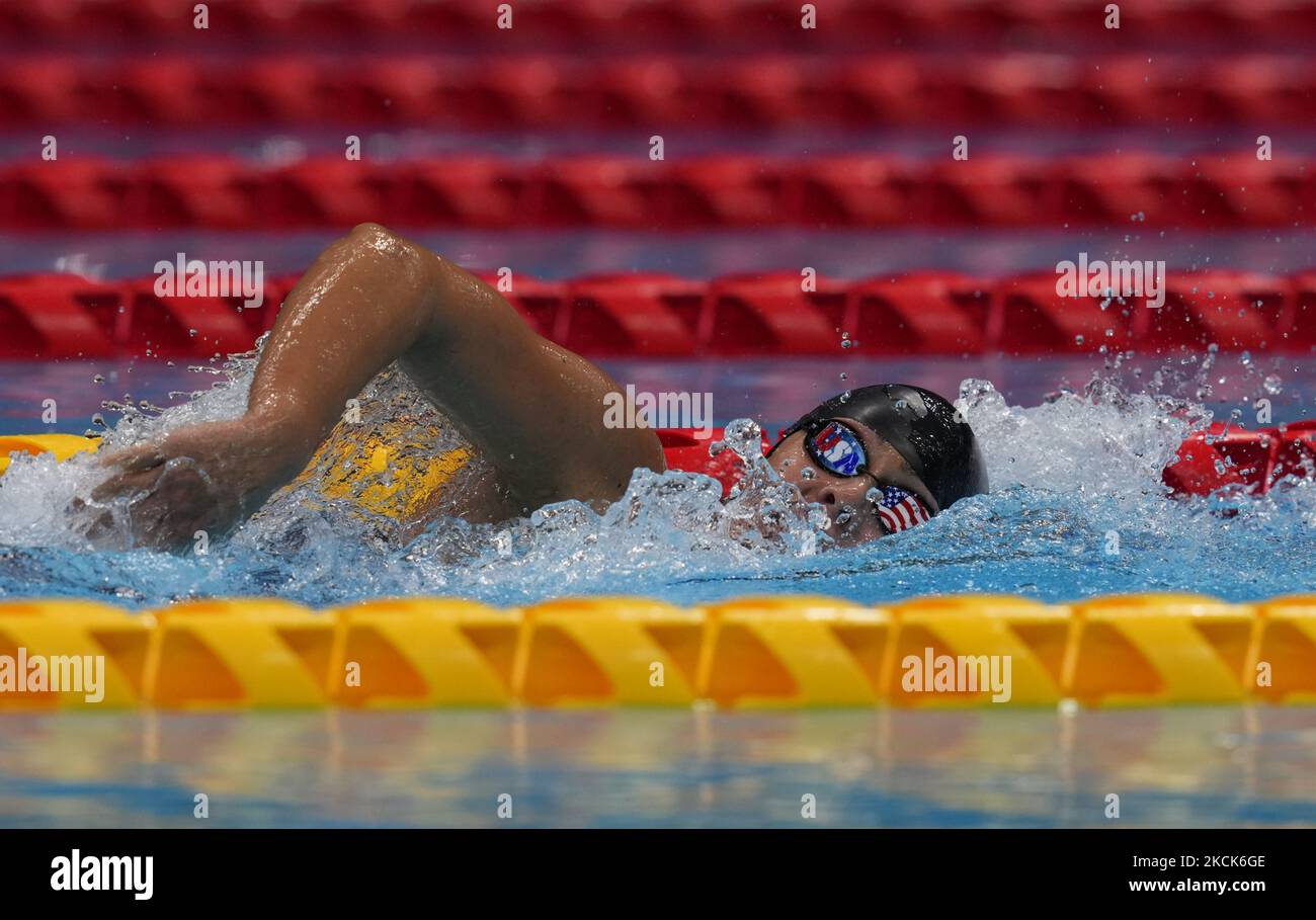 Anastasia Pagonis from USA winning gold and beating the world record ...