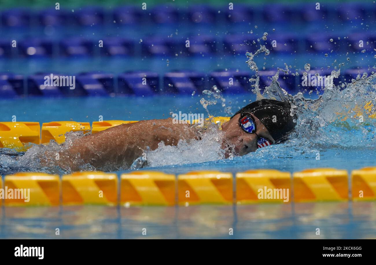 Anastasia Pagonis from USA winning gold and beating the world record ...