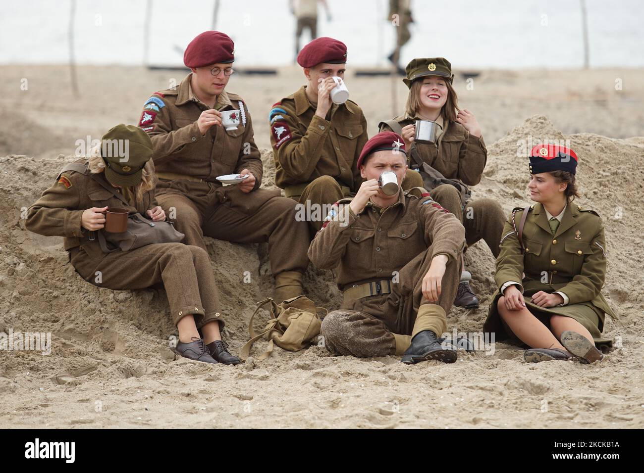 Tank tea army hi-res stock photography and images - Alamy