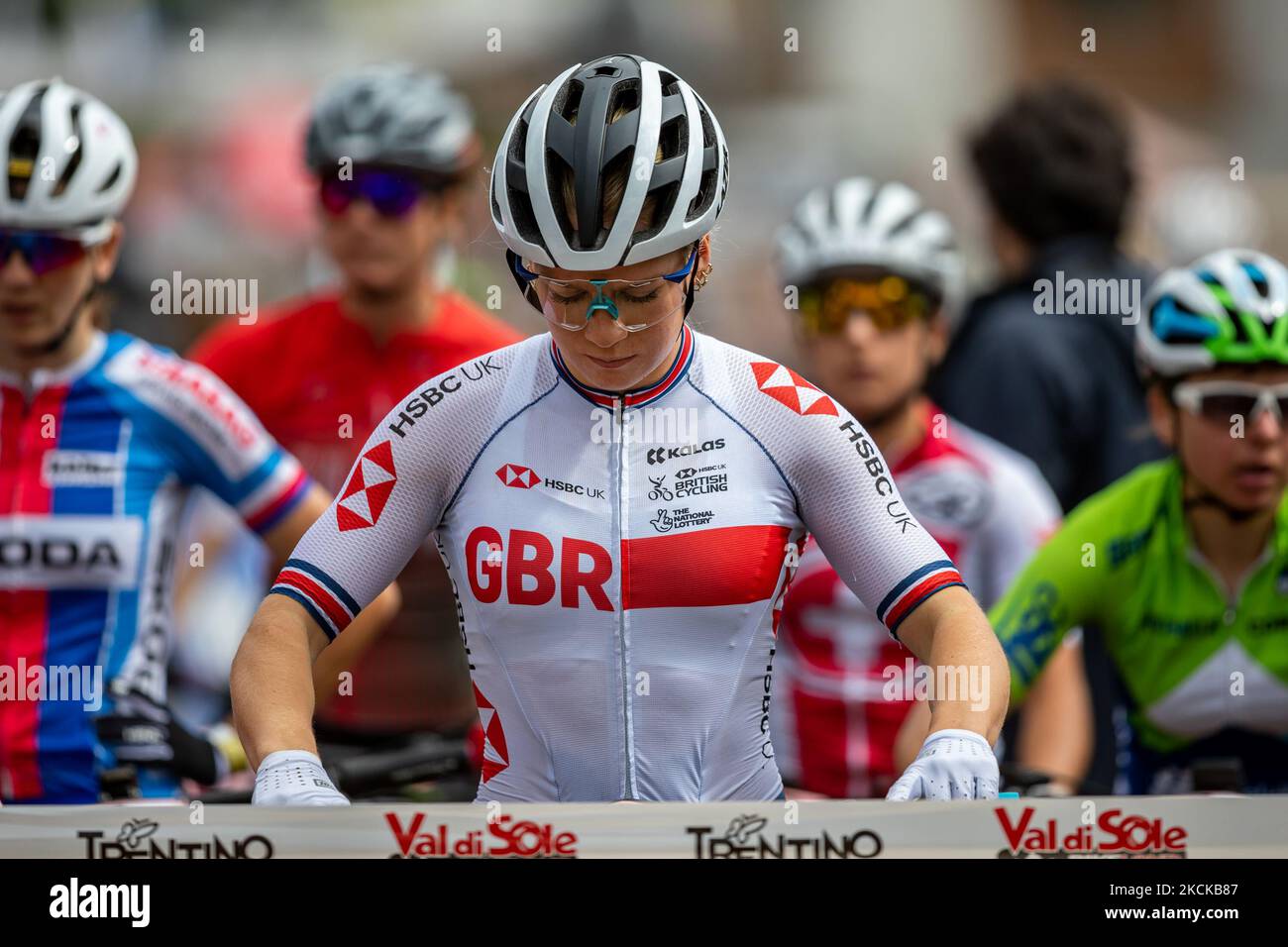 Evie Richards wins XCO Women World Championship celebrated at Val Di ...