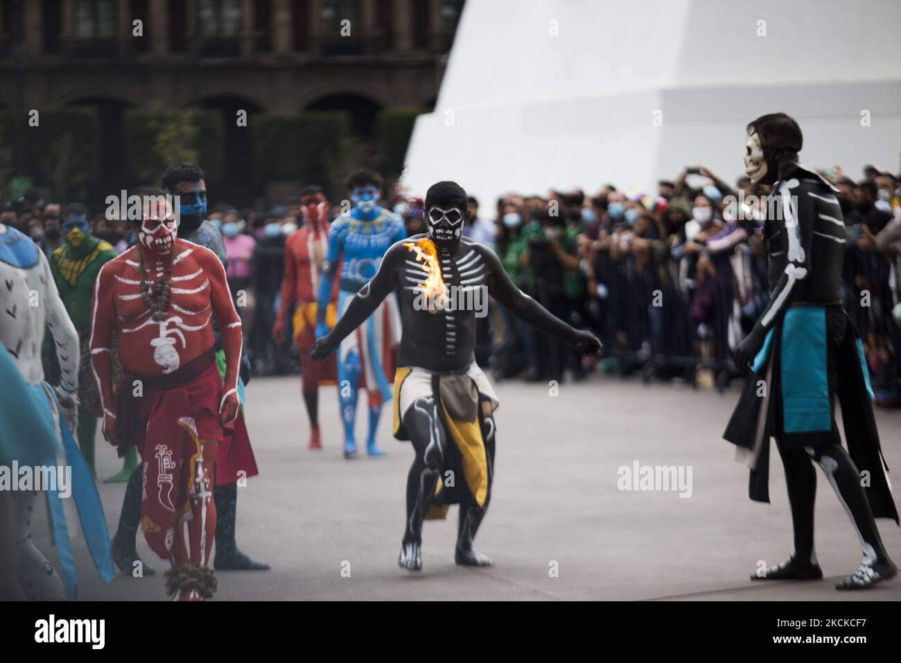 Scenic representation of the pre-Hispanic ball game "Tlachtli" in the ...