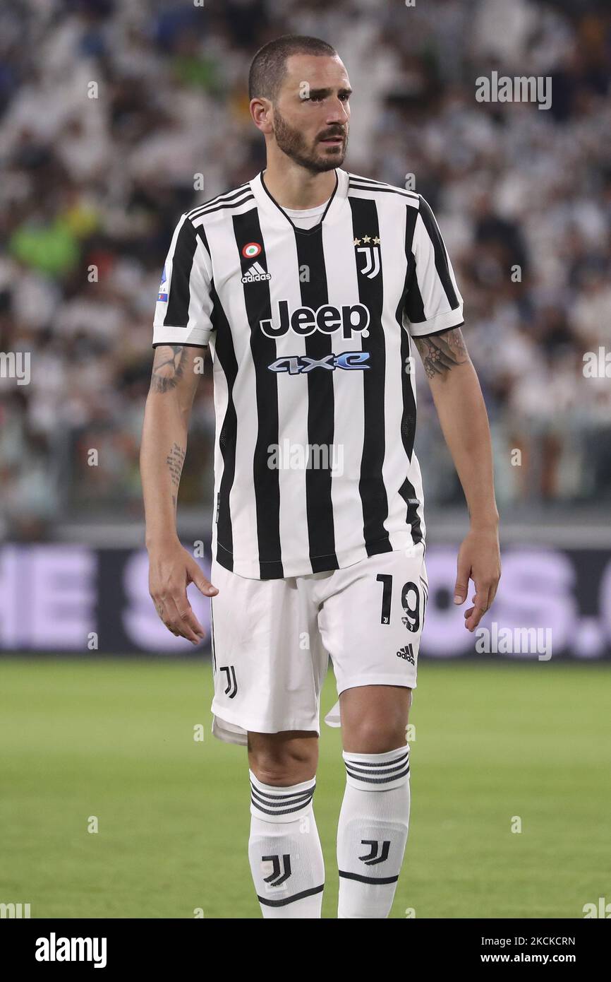 Leonardo Bonucci of Juventus looks on during the Serie A match between ...