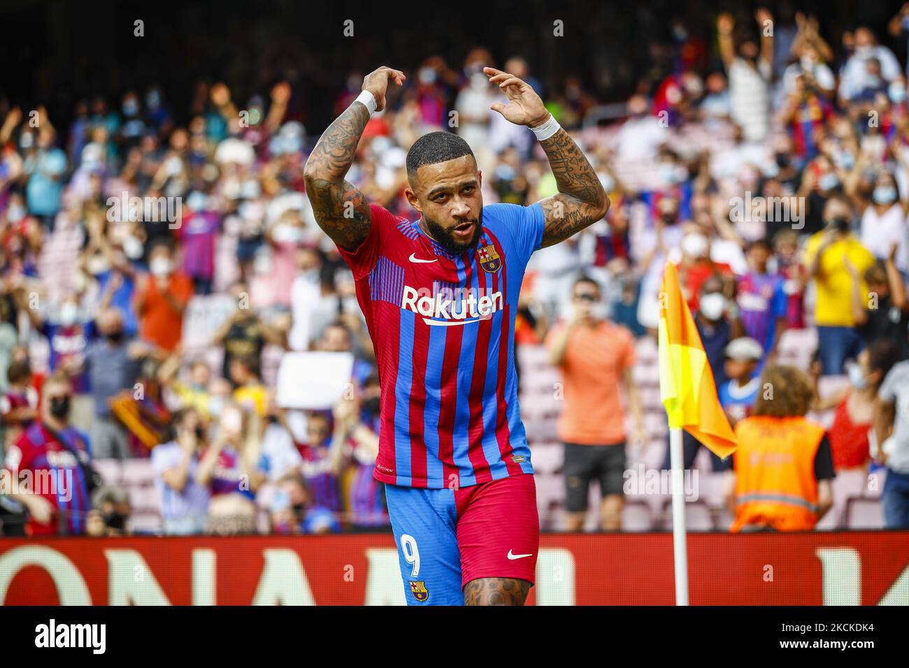 09 Memphis Depay of FC Barcelona celebrating his goal during the La ...