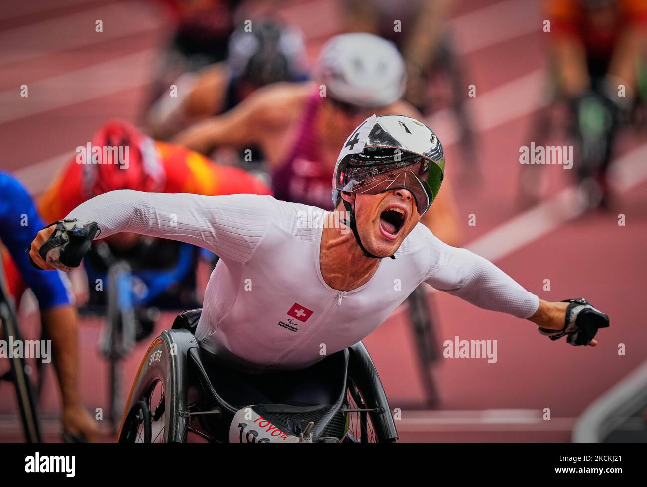Marcel Hug from Switzerland winning 1500m during athletics at the Tokyo ...