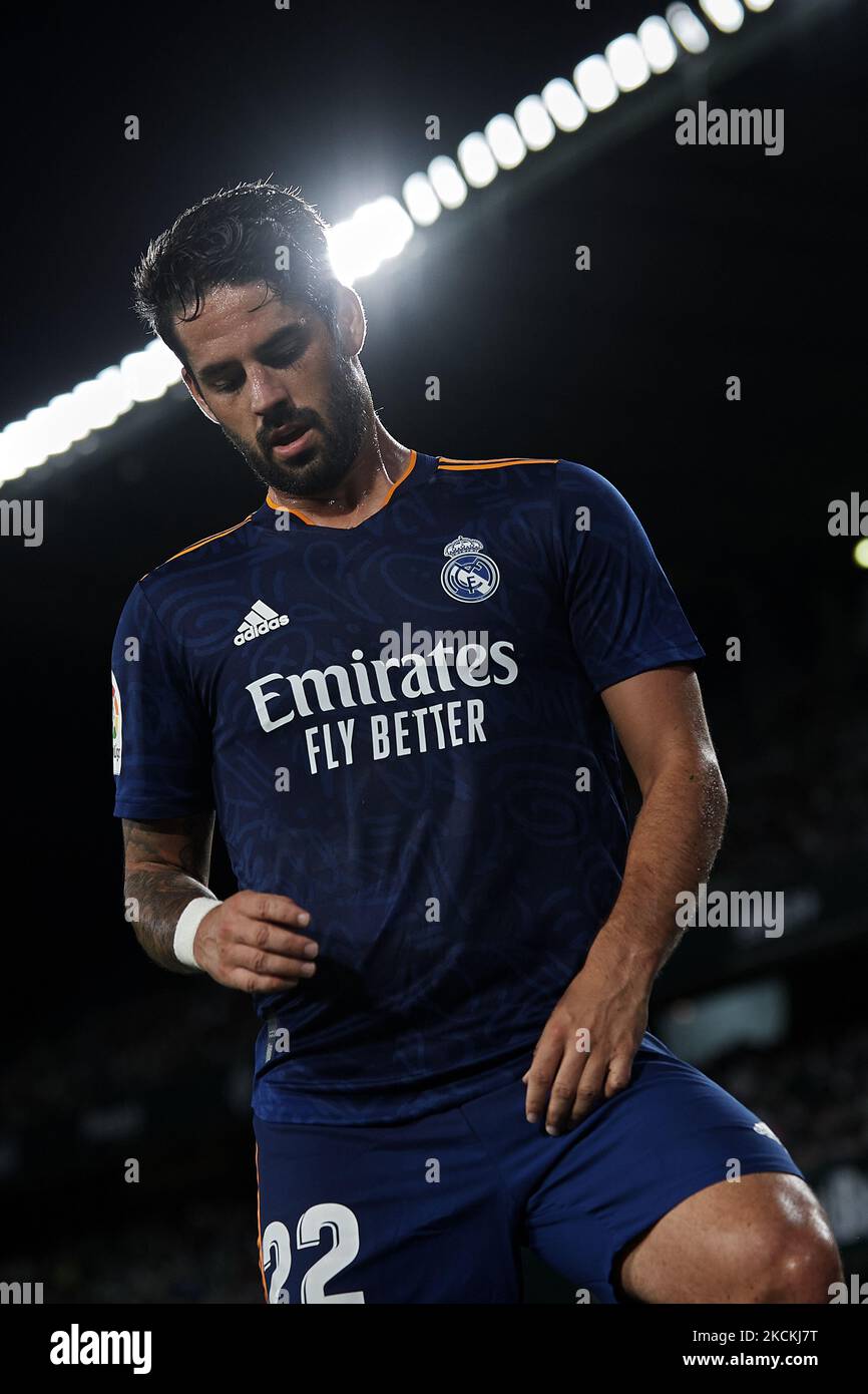 Isco real betis hi-res stock photography and images - Alamy