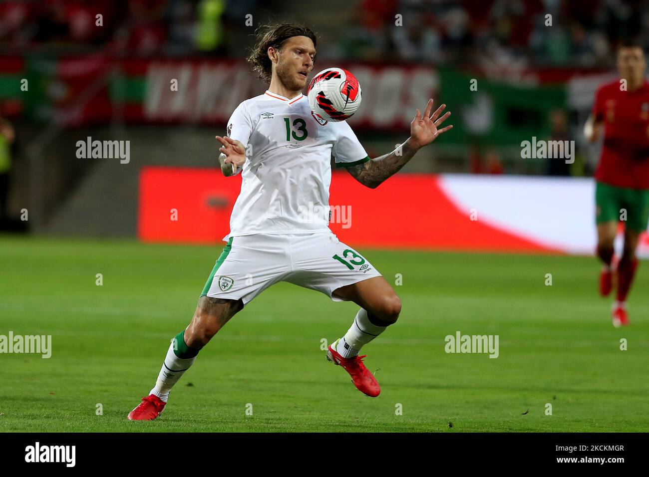 Republic of Ireland's midfielder Jeff Hendrick in action during the ...