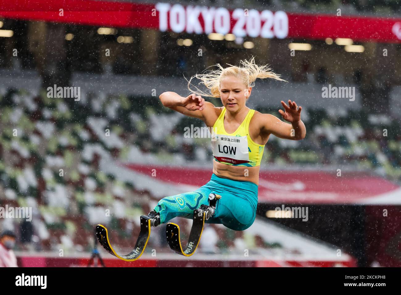02/09/2021 Tokyo, Japan. Vanessa Low (AUS) competes during Women’s Long ...
