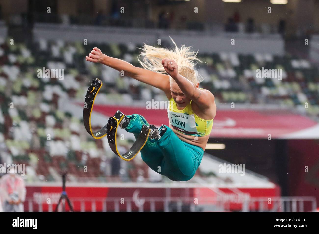 02/09/2021 Tokyo, Japan. Vanessa Low (AUS) competes during Women’s Long ...