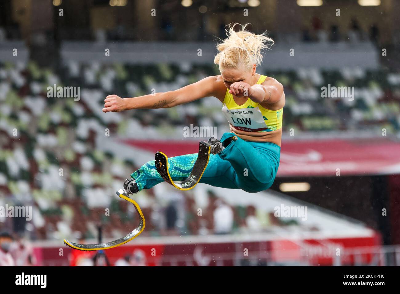 02/09/2021 Tokyo, Japan. Vanessa Low (AUS) competes during Women’s Long ...