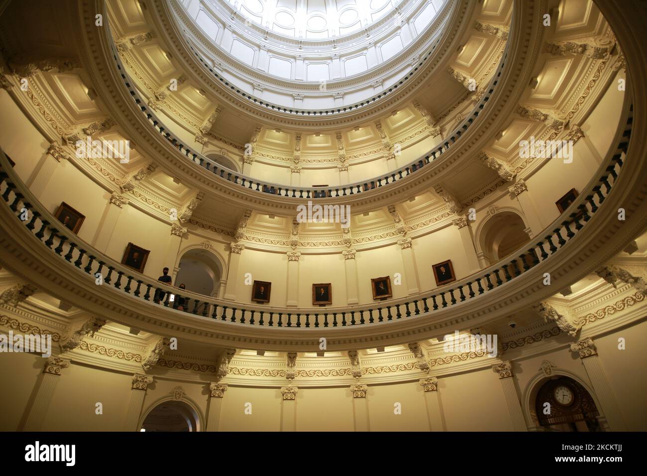 The interior of the dome in the Texas State Capitol building in Austin ...