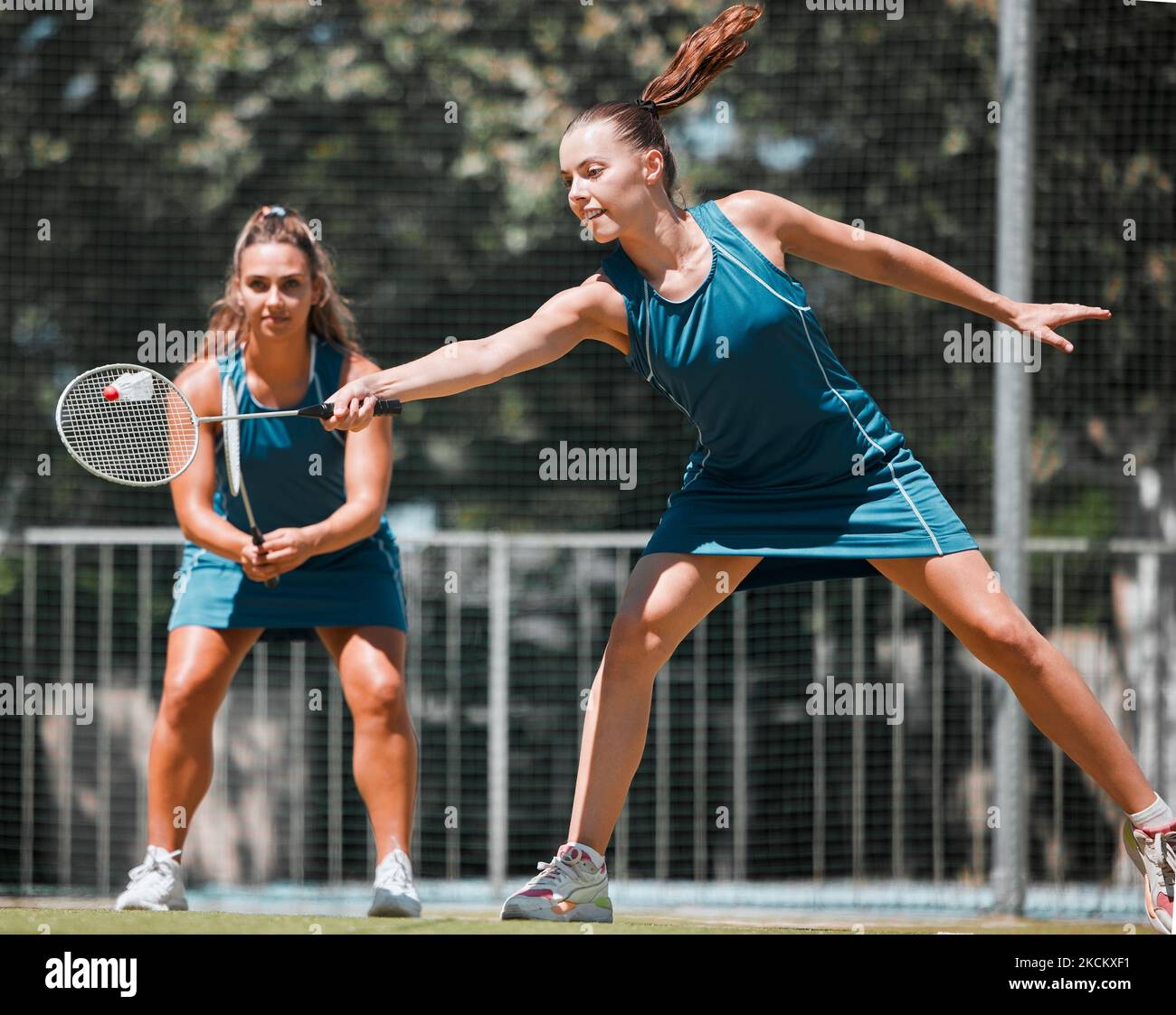 Badminton players hi-res stock photography and images - Alamy