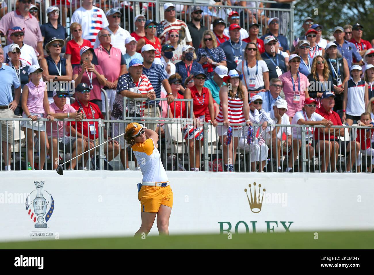 Leona Maguire of Team Europe plays her shot off the 1st tee during the ...