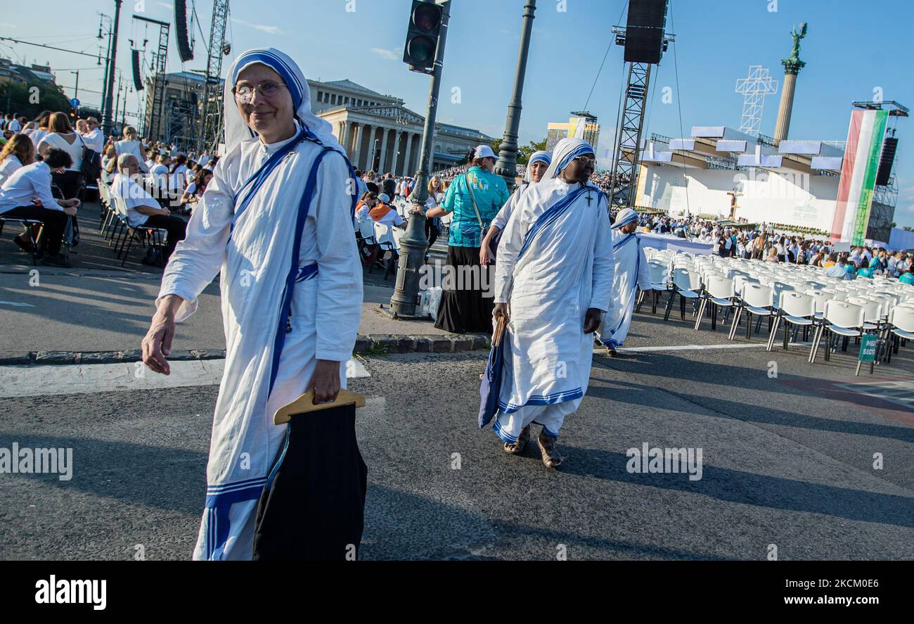 Nuns arrive to Opening ceremony & holy mass with first communion on ...