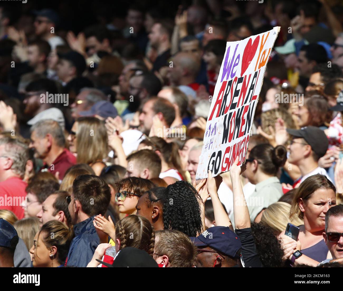 Womens super league fans hi-res stock photography and images - Alamy