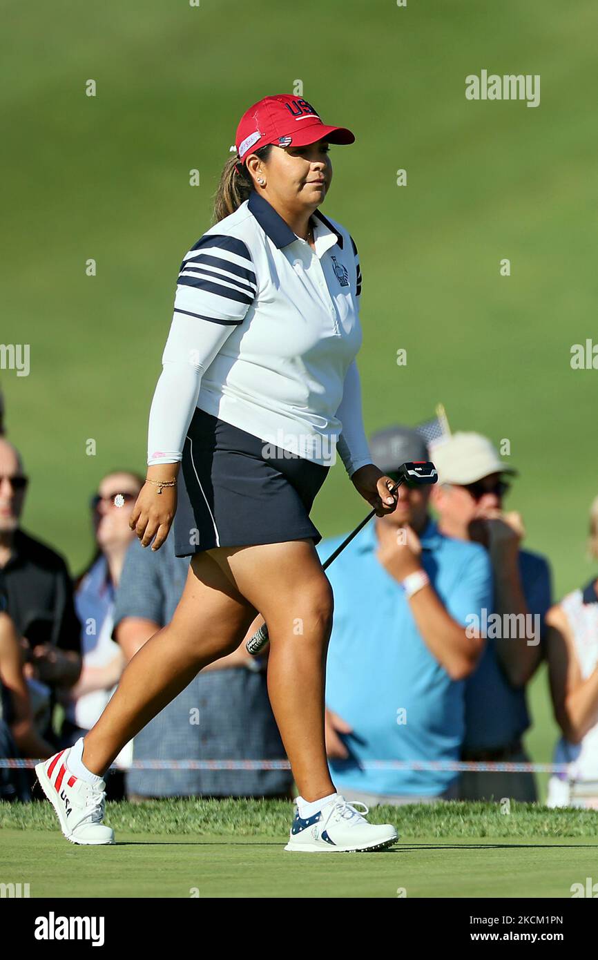 Amy lemus hi-res stock photography and images - Alamy