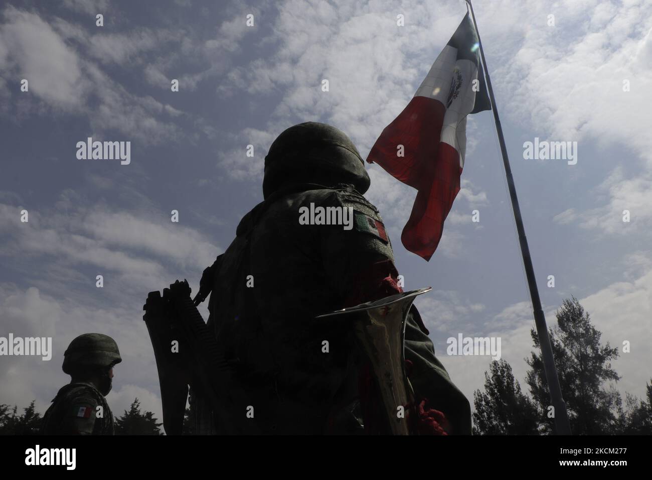 Mexico flag 1821 hi-res stock photography and images - Alamy