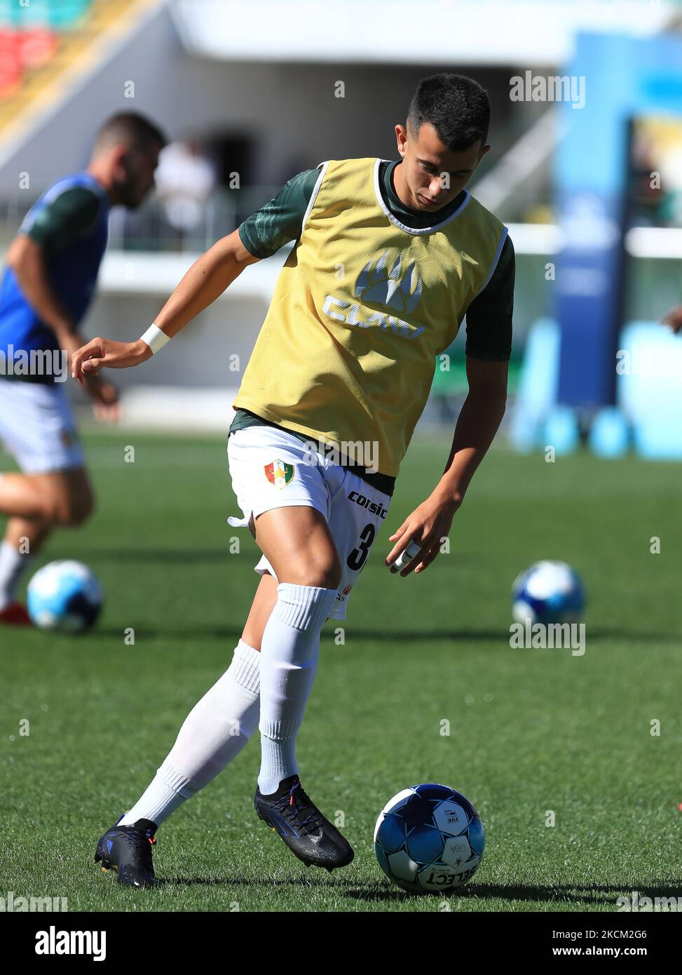 Chapi Romano of Estrela Amadora SAD during the Liga Portugal 2 match ...