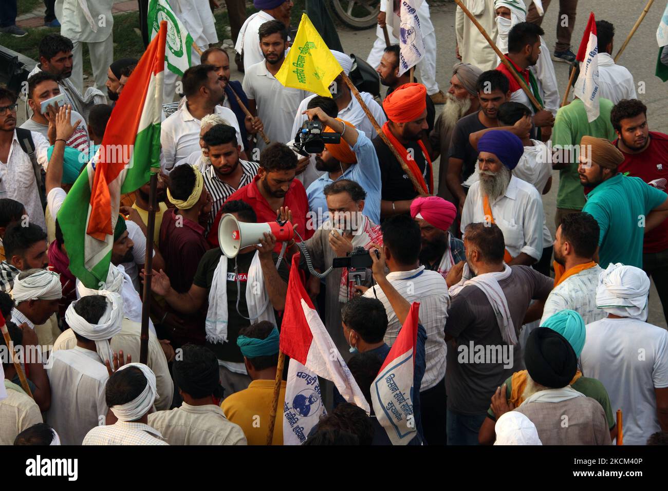 Swaraj india party chief yogendra yadav hi-res stock photography and ...