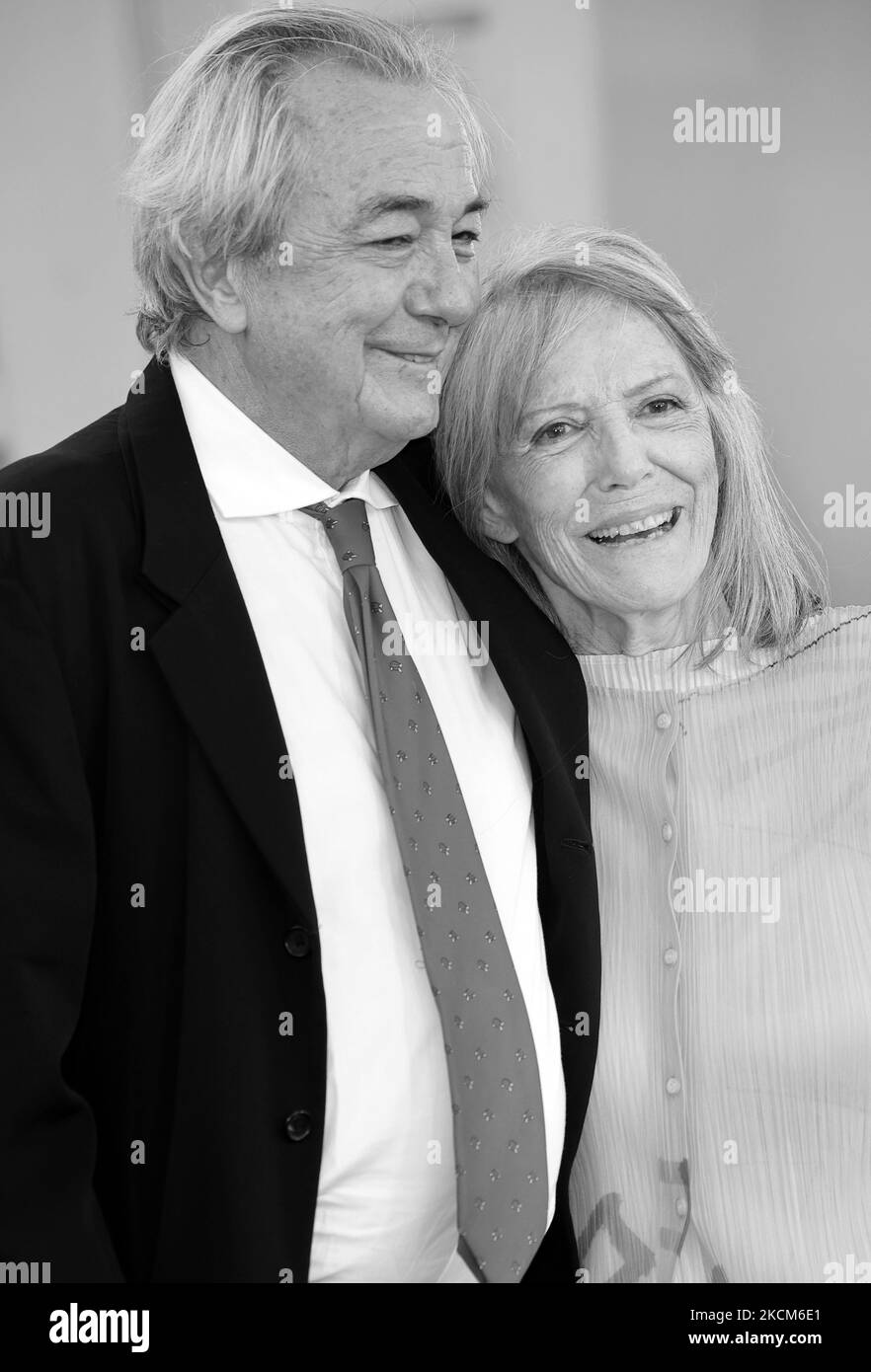 Victoria zinny Black and White Stock Photos & Images - Alamy