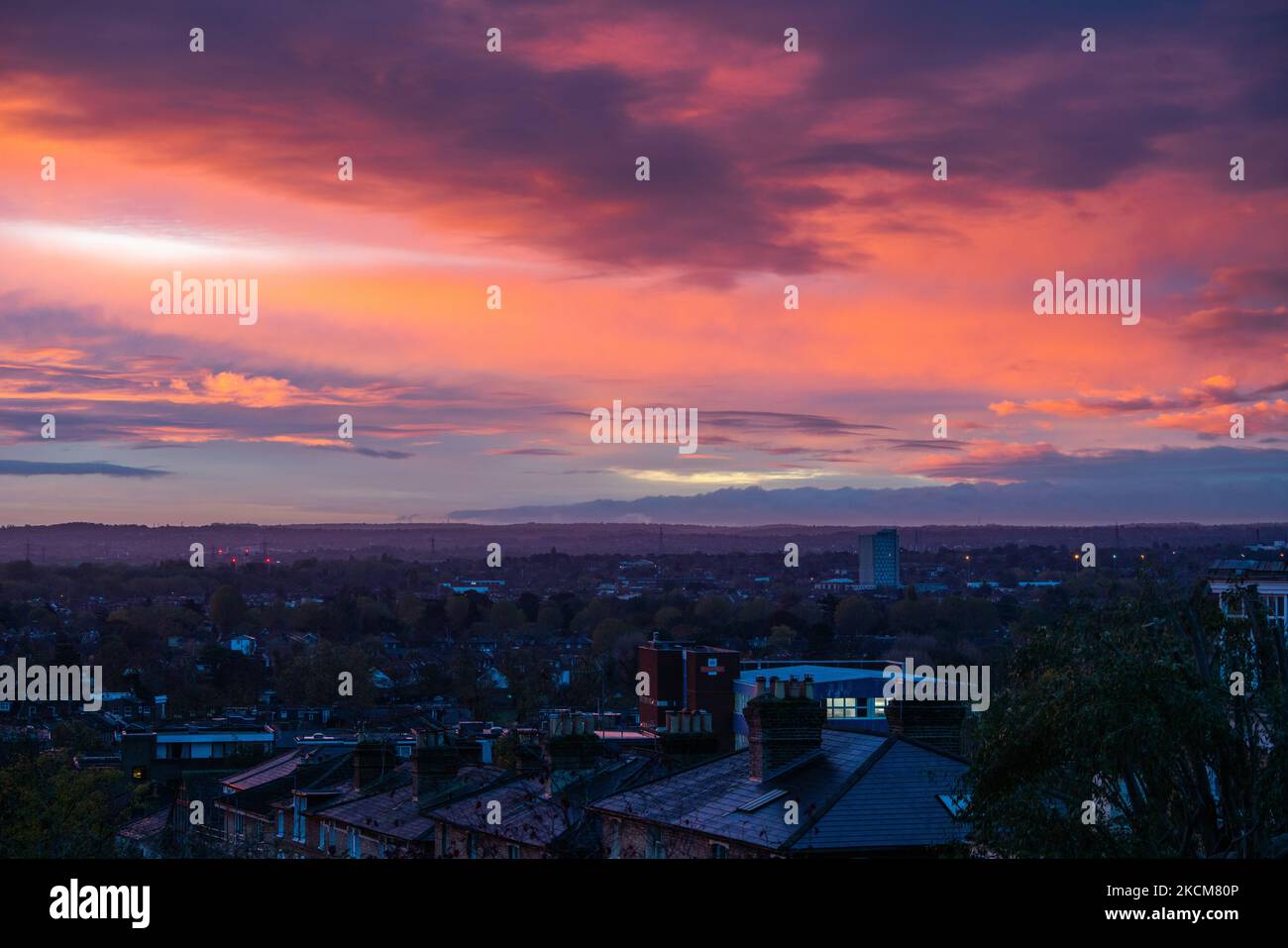 5 November 2022: Dramatic sky at sunrise over Wimbledon, London ...